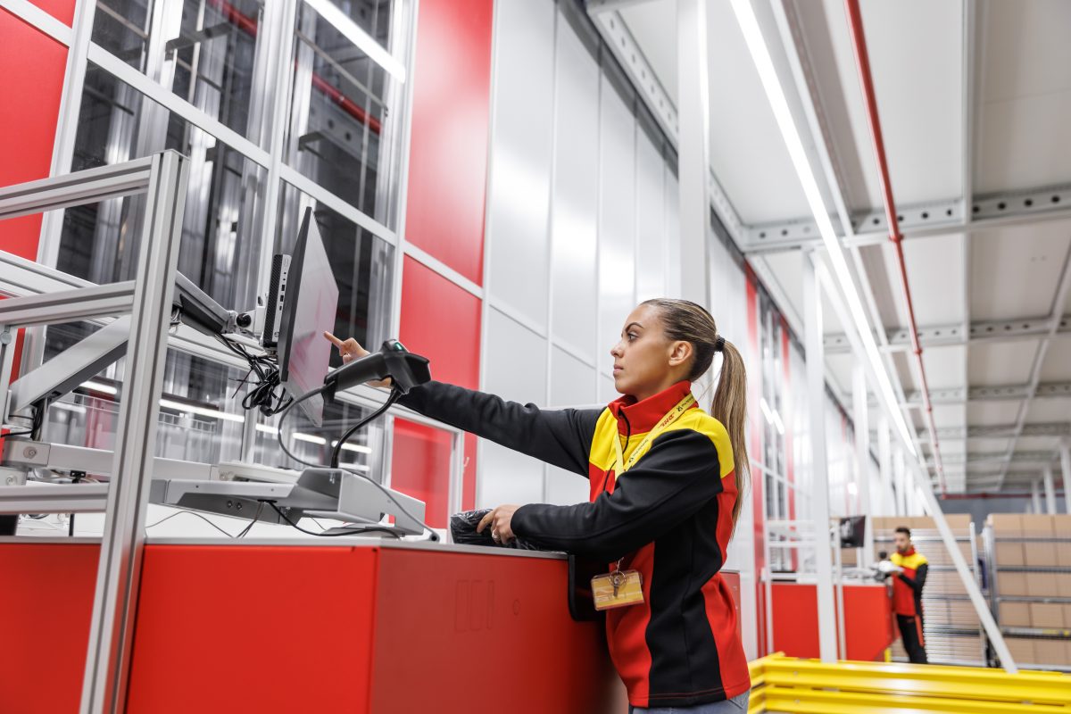 George at Asda to consolidate eComm clothing activity in one 3PL site ...